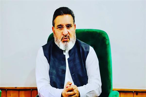 Altaf Bukhari extends warm greetings on the commencement of Ramadan
