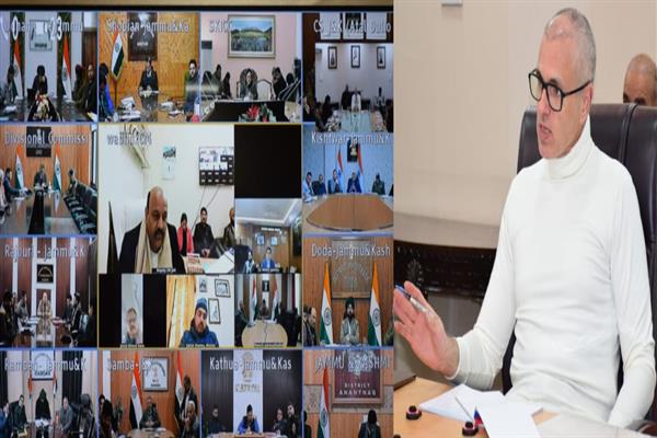 CM Omar Abdullah chairs high-level meeting, directs all departments to gear up for winter adversity