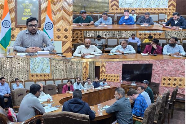 DC Kupwara Chairs Meeting to Review Sewa Parv-2025 Preparations.